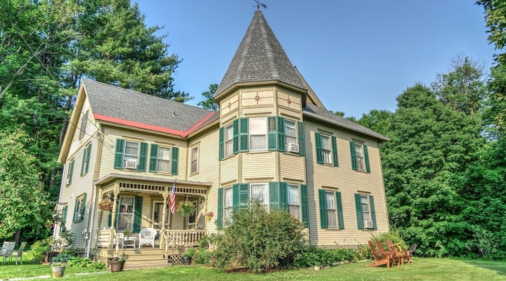 Windows Styles for Queen Anne Houses