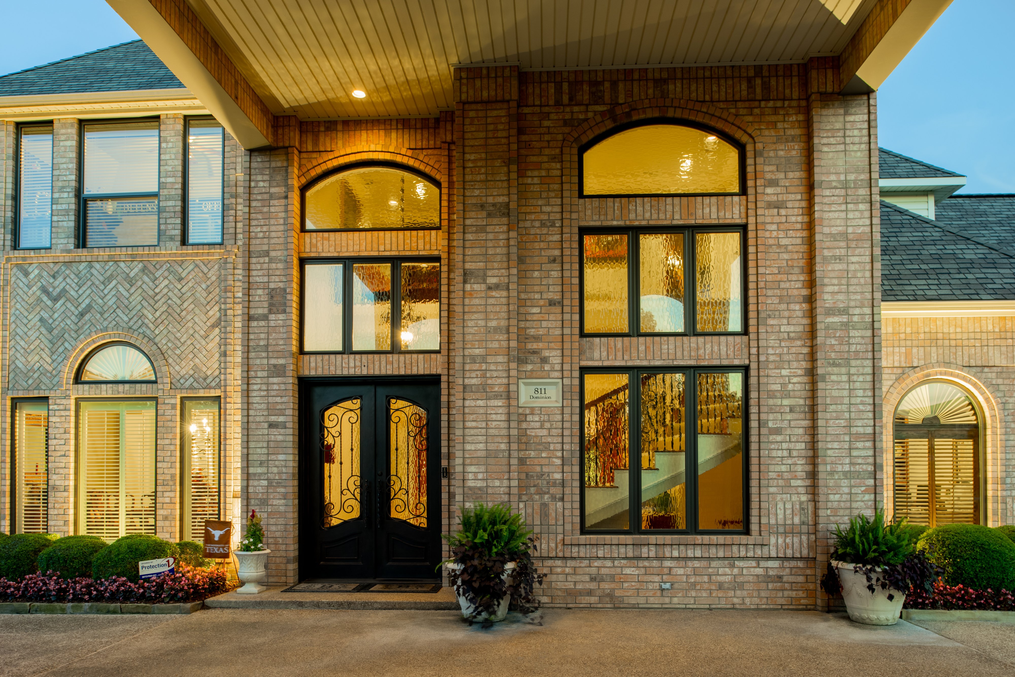 Brennan Traditions Bronze Single Hung Windows