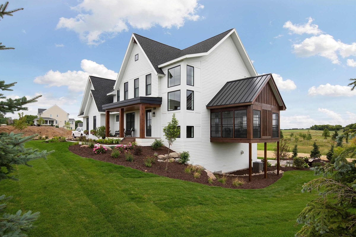 Andersen 100 Series Single Hung Windows with Grids