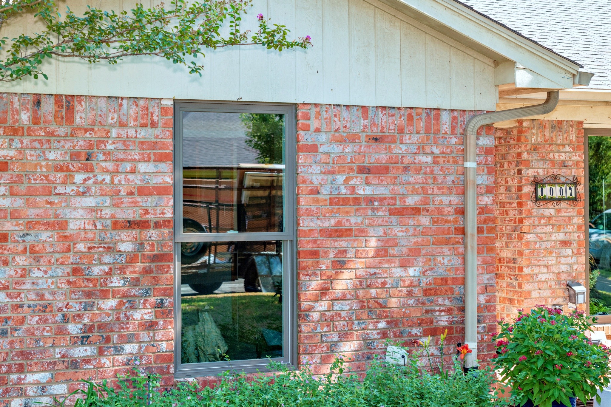 Andersen E Series Single Hung Terratone Window