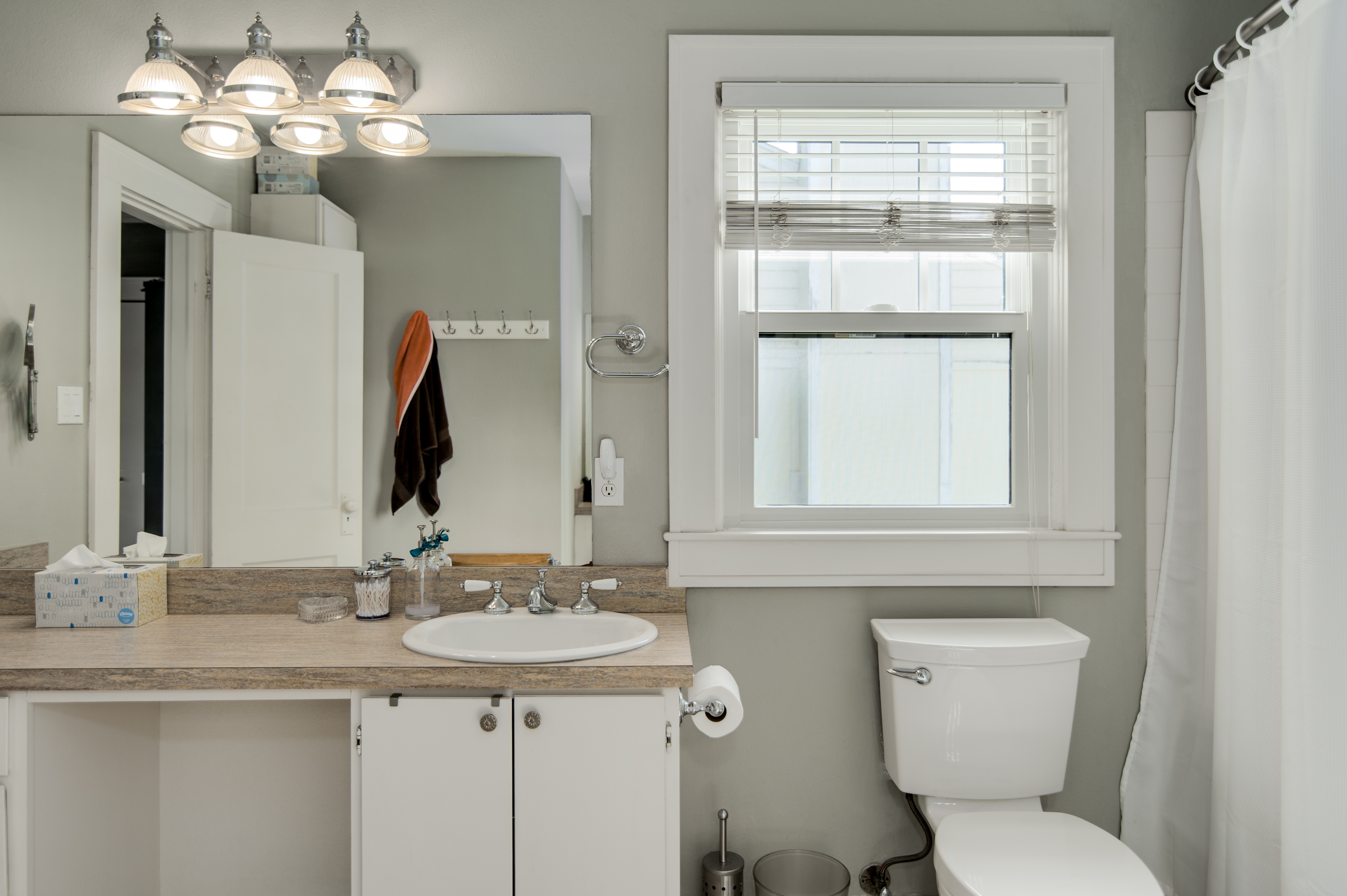 Andersen 100 Series Fibrex Composite Windows